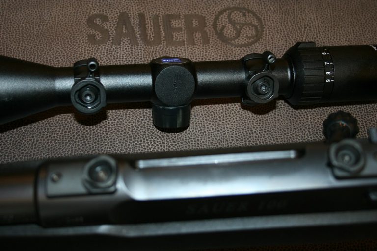 Su sencillo pero fiable sistema permite quitar y poner lentes de una ...