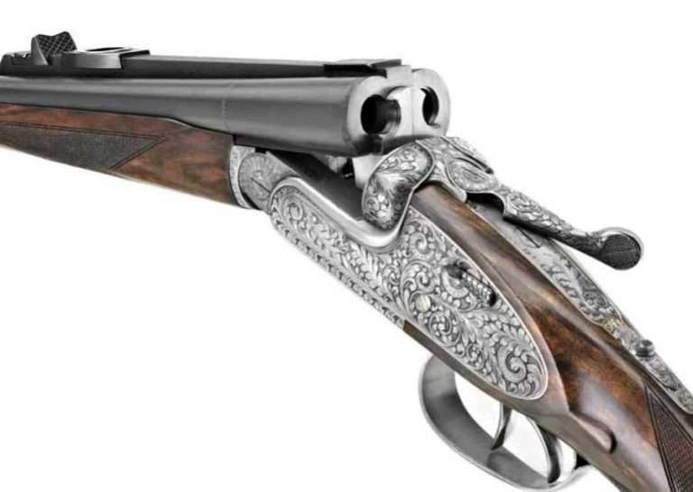 La casa española AYA fabrica un rifle exprés en casi todos los calibres ...